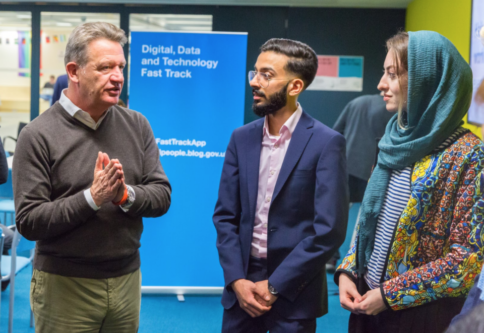 A fast route into a digital career: The DDaT Fast Track apprenticeship ...